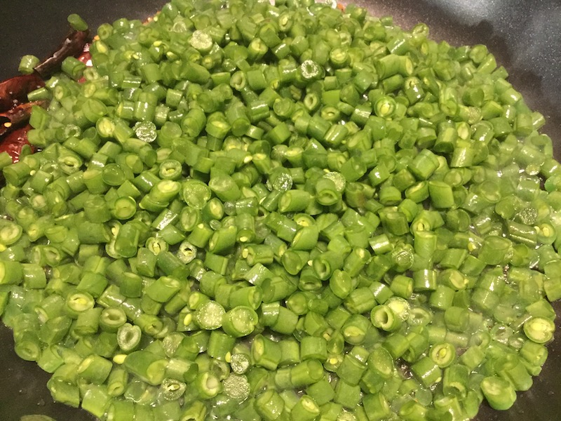 Chettinad Beans Thuvattal - Spice Container